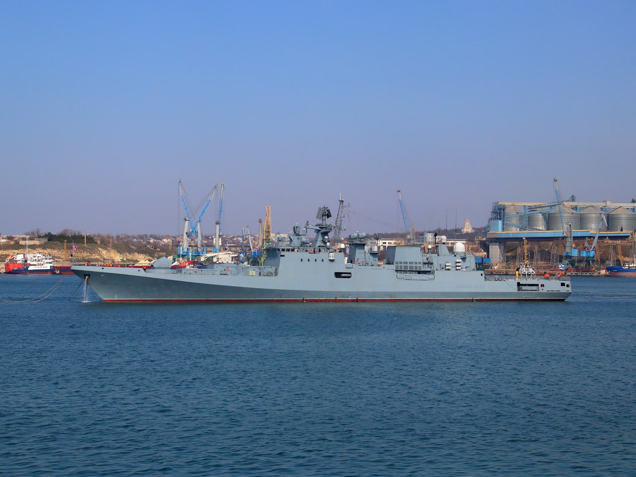 Russia Camouflaged a Frigate with Kalibr Missiles to Hinder its ...