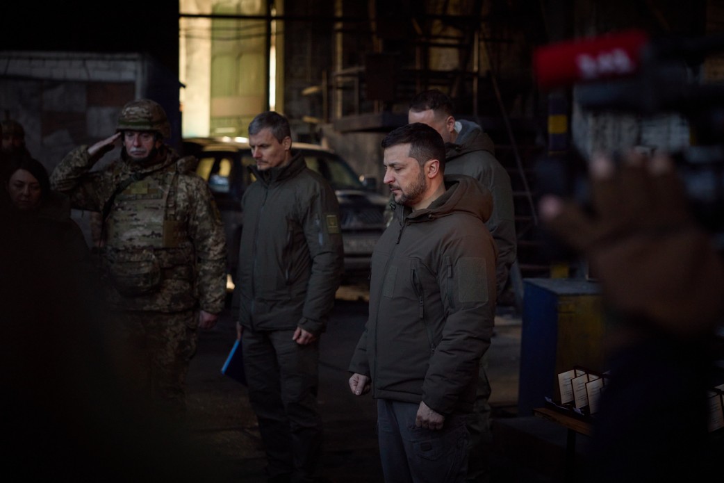 The President of Ukraine Met With the Ukrainian Military in Bakhmut and ...