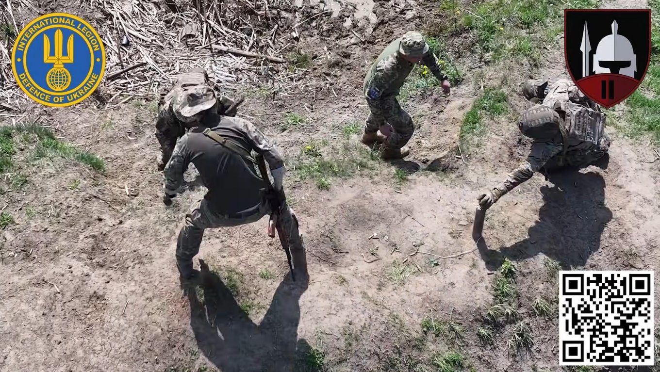 Man With a Big Heart: Fletcher, Fighter of the 2nd International Legion ...