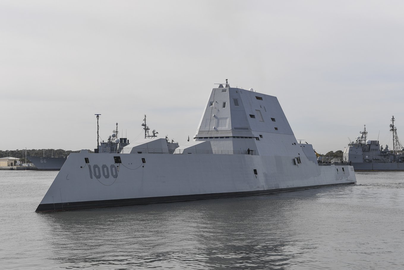 America's Answer to russia's Zircon Missiles: USS Zumwalt Emerges as ...