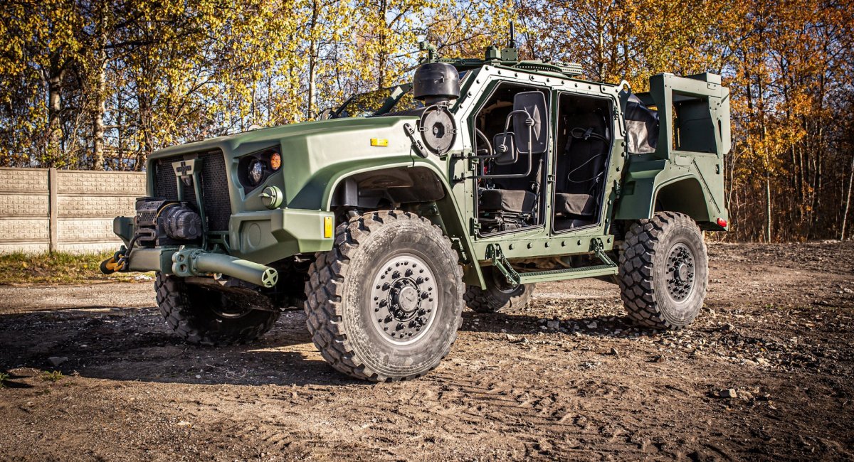 Netherlands Orders More Doorless JLTVs, Military Ditches Armor for ...