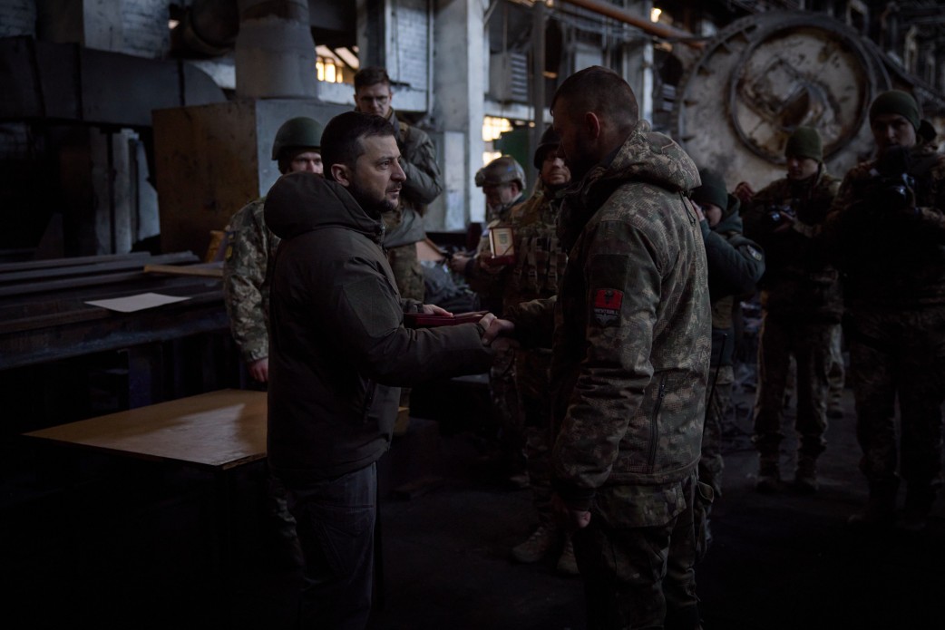 The President of Ukraine Met With the Ukrainian Military in Bakhmut and ...