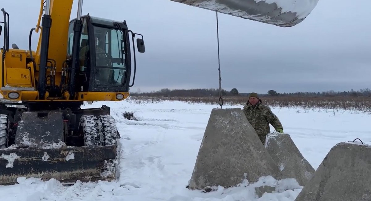 Ukrainian State Border Guard Bolsters Defense on Ukrainian-belarusian ...