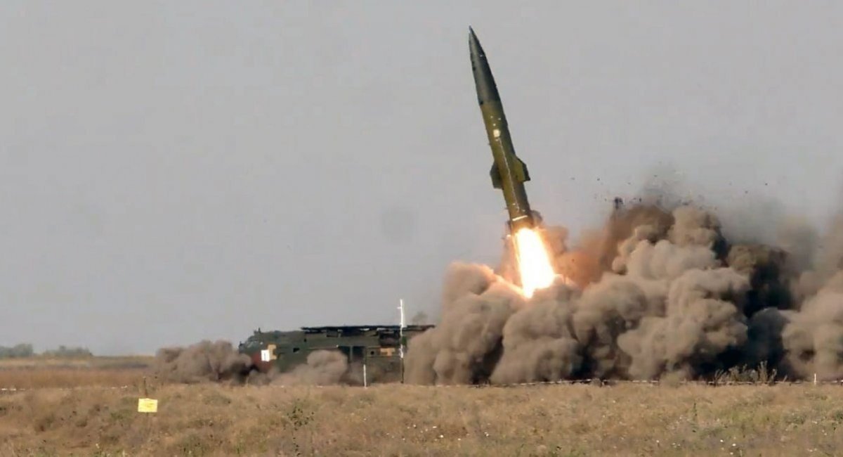 Photos and New Details Emerge on How Ukraine Fitted a FAB Bomb to a ...
