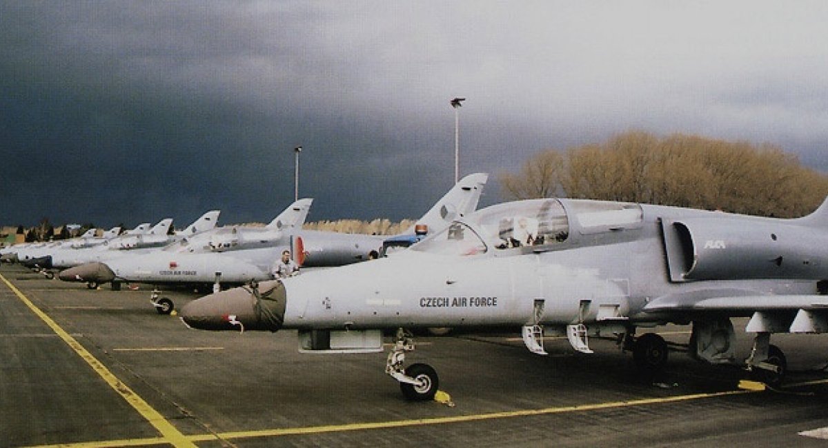 If the Czech Republic Transfers Combat Aircraft to Ukraine to Hunt ...