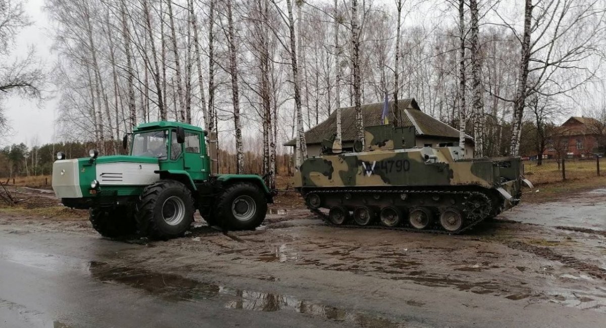 "Ukrainian Tracktor Troops" Continue Colecting Trophies, this Time for ...