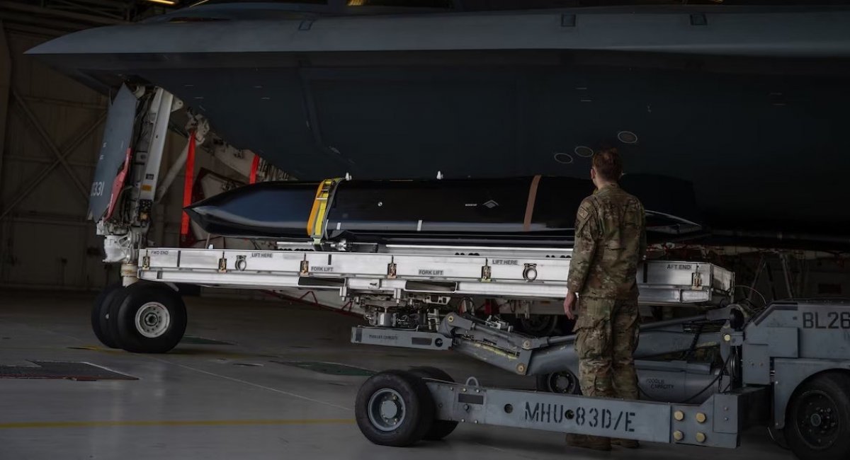 B-2 Spirit Fires Anti-Ship LRASM for First Time in Known History ...